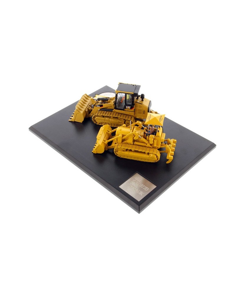Diecast Masters Evolution Series - CAT 977D Traxcavator and CAT 963K ...